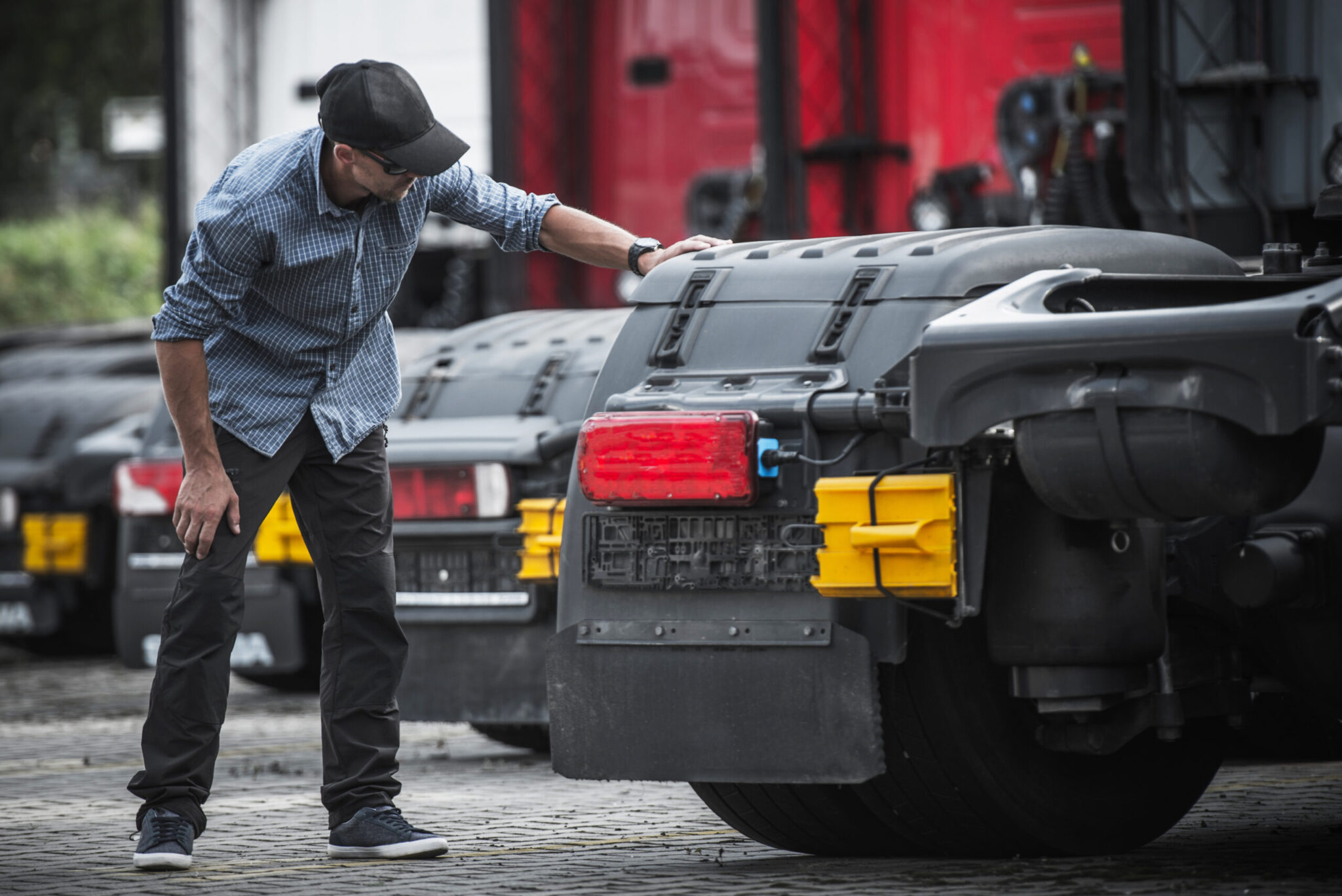 The Pros and Cons of Buying Fleet Vehicles - Solera Fleet Solutions